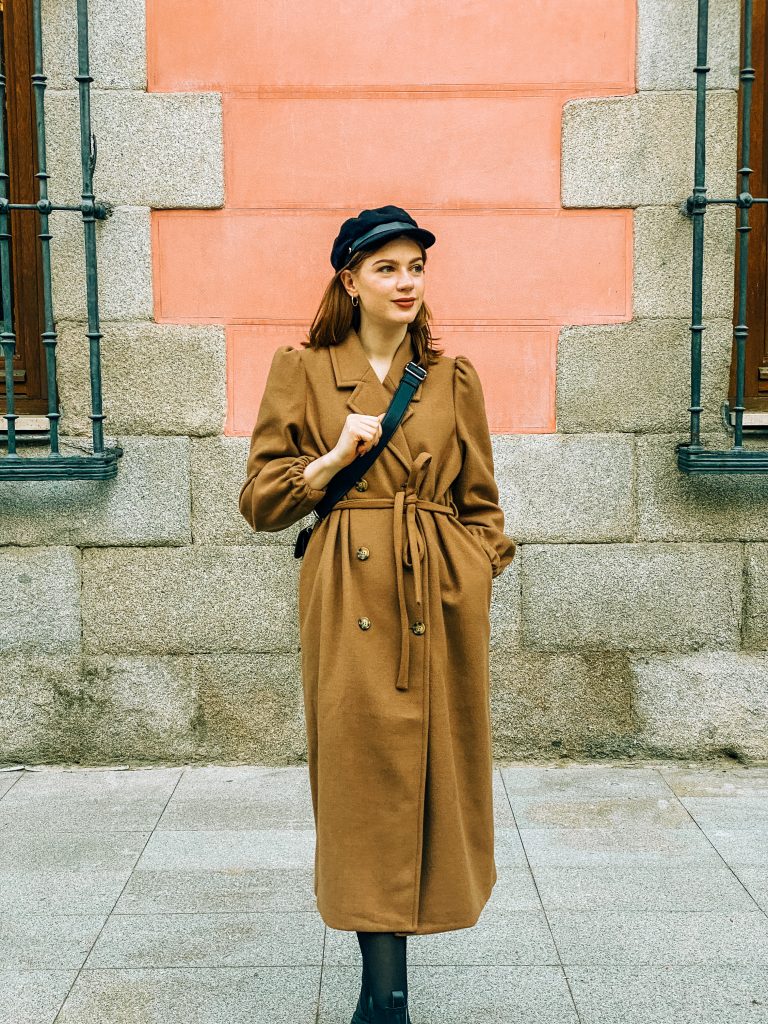 Guide for what to wear in Spain in winter + a packing list!